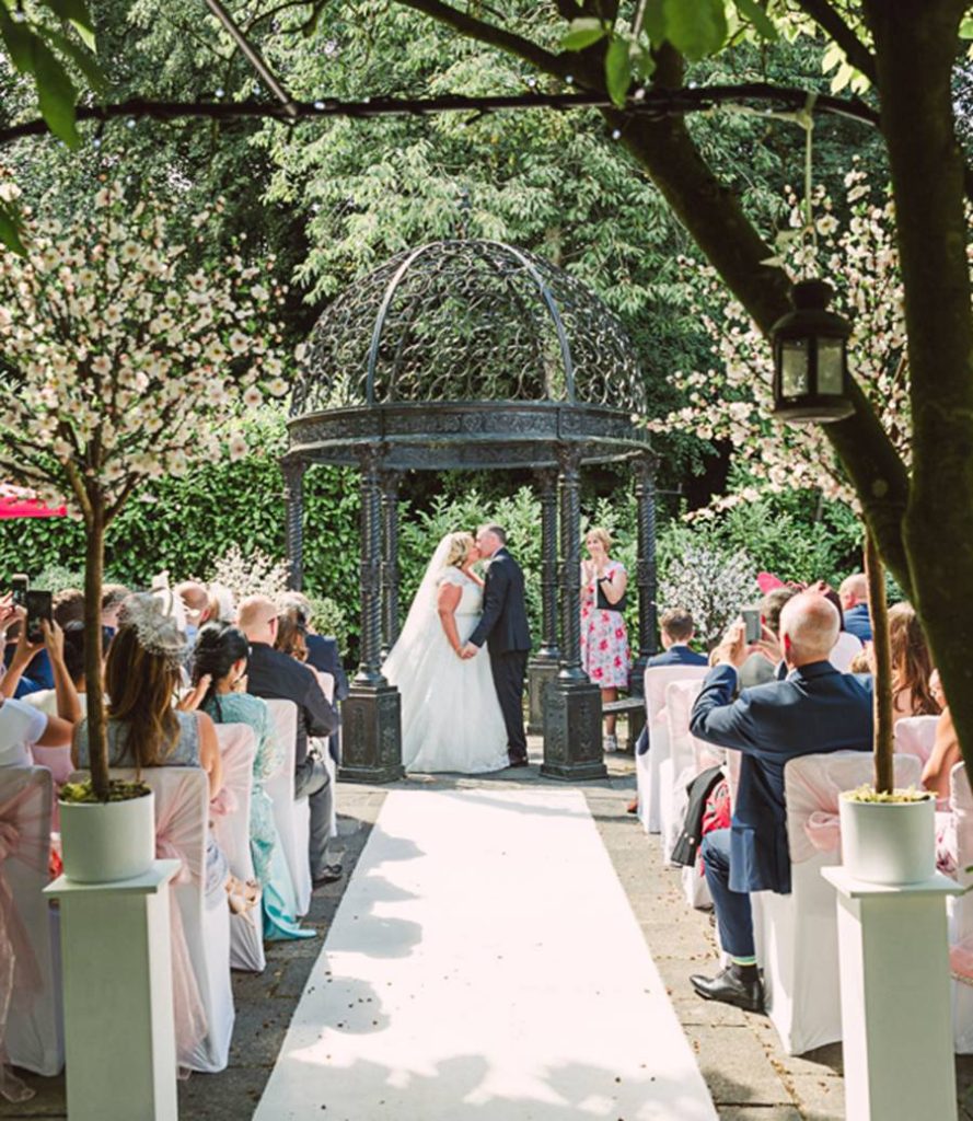 Top 10 Popular Round Wrought Iron Wedding Gazebo - YouFine