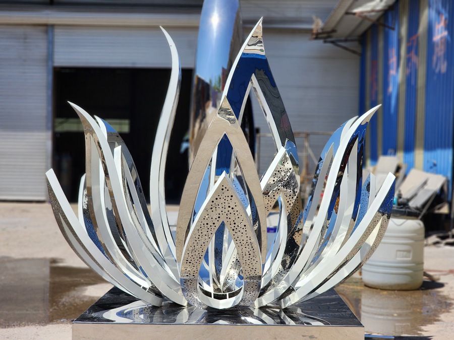 Stainless Steel Lotus Flower Water Fountain for Garden - YouFine Sculpture