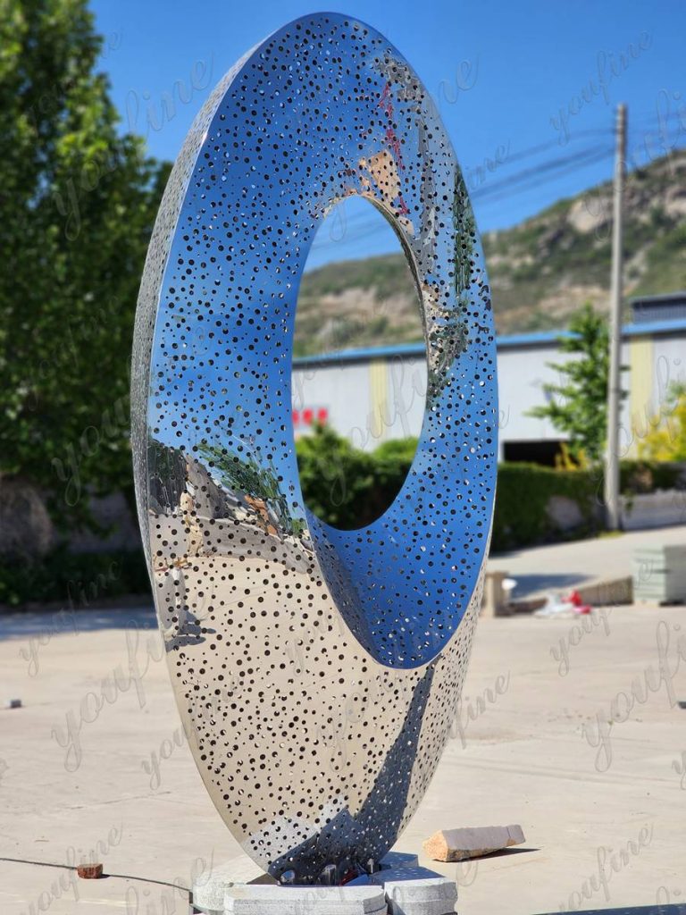 Abstract Metal Outdoor Sculpture Decor