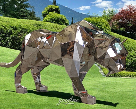 Mirror Polished Metal Leopard Statue